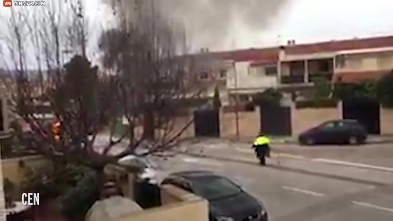 Horrifying Moment Out-of-control Car Veers Down Hill
